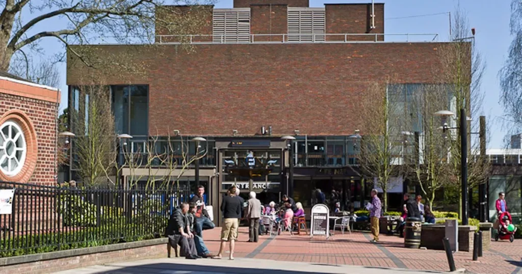 Corker.Taxi for St Albans Top Attractions and Entertainment Guide